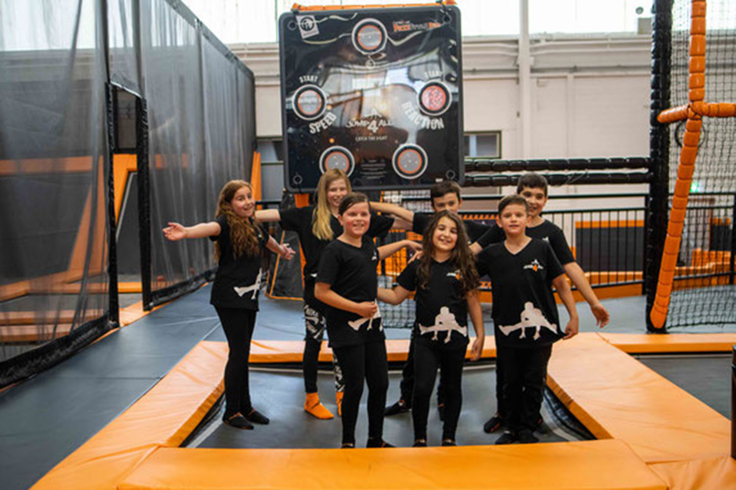 Catch the Light Langenzenn - Jump4All – moderne Trampolinhallen in ...