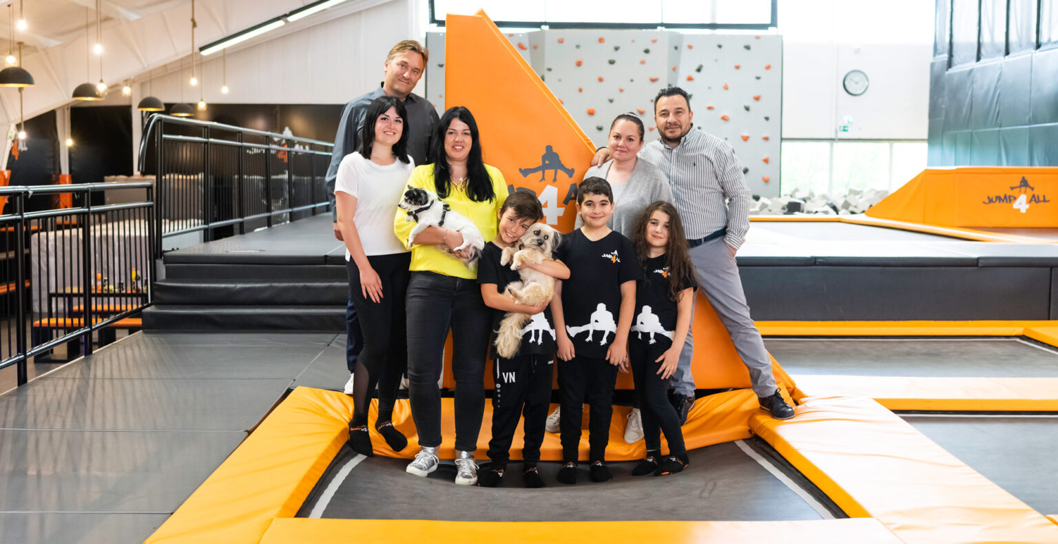 über uns - Jump4All – moderne Trampolinhallen in Süddeutschland